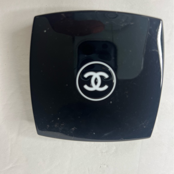 CHANEL | Makeup | Chanel Les Quatre Ombres Quadra Eye Shadow Frissons ...